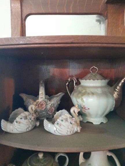 Glass Swan Figurines Water Vase Advantage Auction