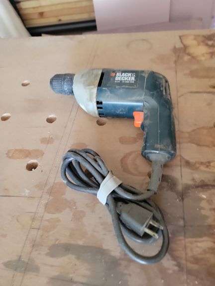 Black & Decker green drill - Advantage Auction