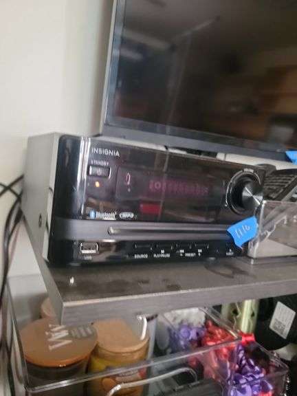 Insignia, bluetooth, mp3 player - Advantage Auction