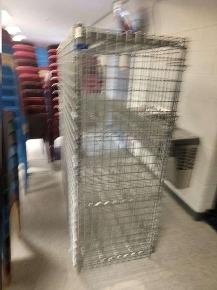 5 ft x 6 ft 3 layer Large wire cage - Advantage Auction