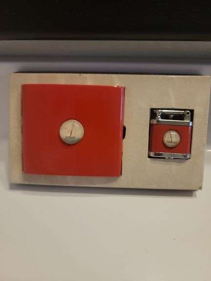 Girey vintage set - Advantage Auction