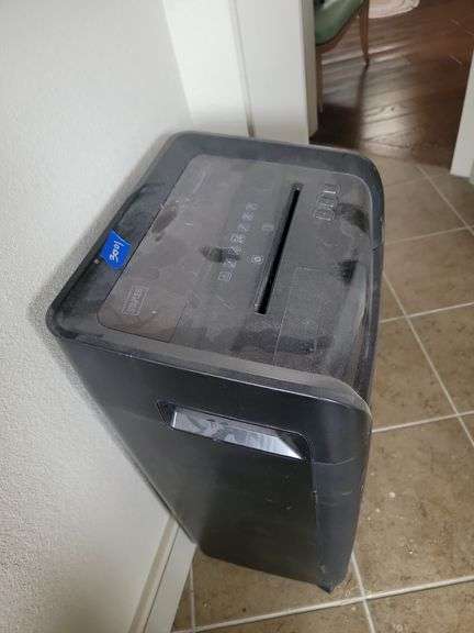 Professional paper shredder - Advantage Auction