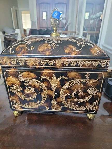 Large gilded box - Advantage Auction