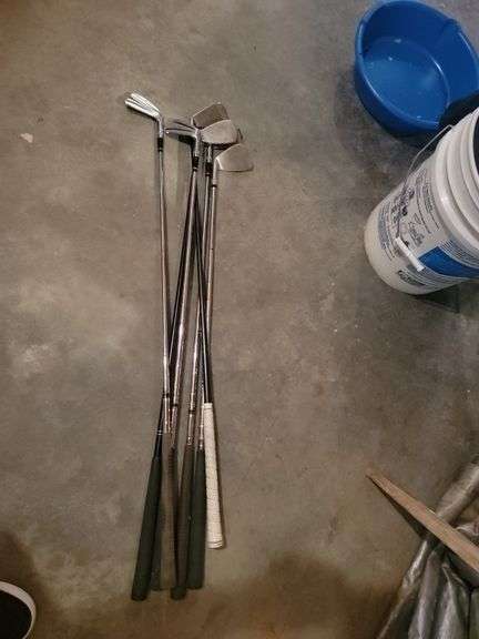Six irons - Advantage Auction