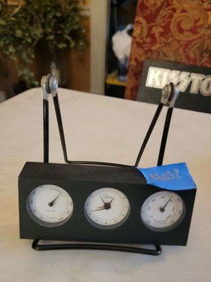 Bay berk three dial clock & barometer - Advantage Auction