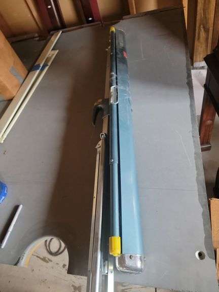 Vintage Radiant projector screen - Advantage Auction