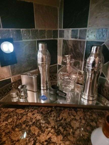 Mirrored tray bar set , flask and shakers and decanter - Advantage Auction