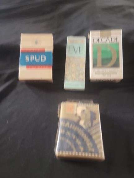 Collectible cigerettes, Spud, eve, Decades - Advantage Auction