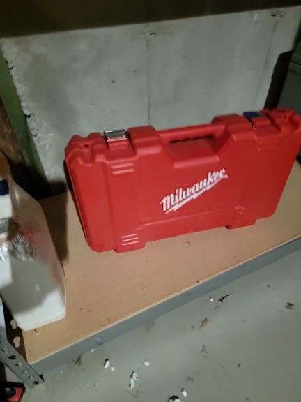 Milwaukee tool case empty - Advantage Auction