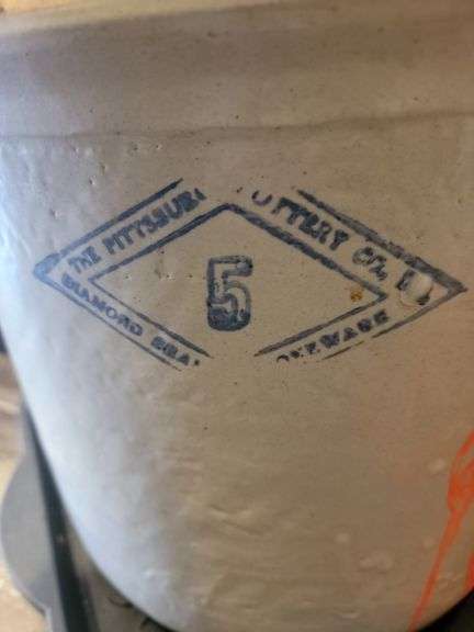 Number five Pittsburgh pottery Crock - Advantage Auction