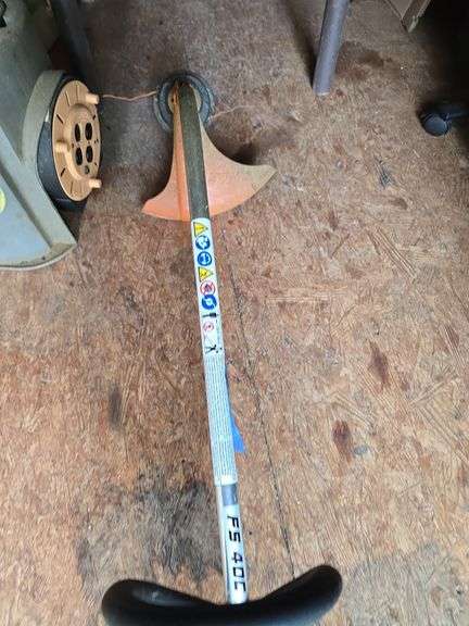 Stihl fS40C weed eater. - Advantage Auction