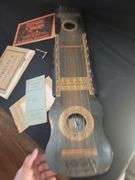Ukelin streamed instrument, vintage in box with instructions and tuning ...