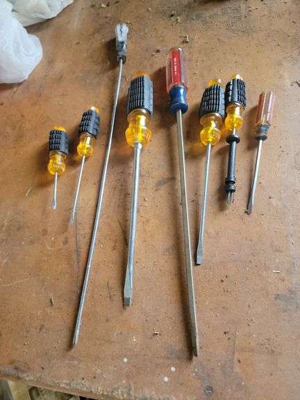 Long & Short handle screwdrivers - Advantage Auction