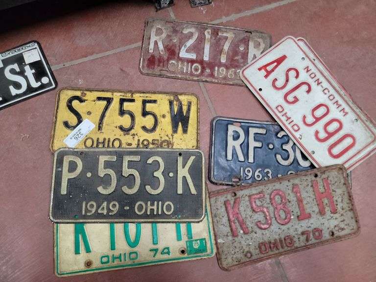 Old License Plates 1949-50-60's-70's - Baer Auctioneers - Realty, LLC