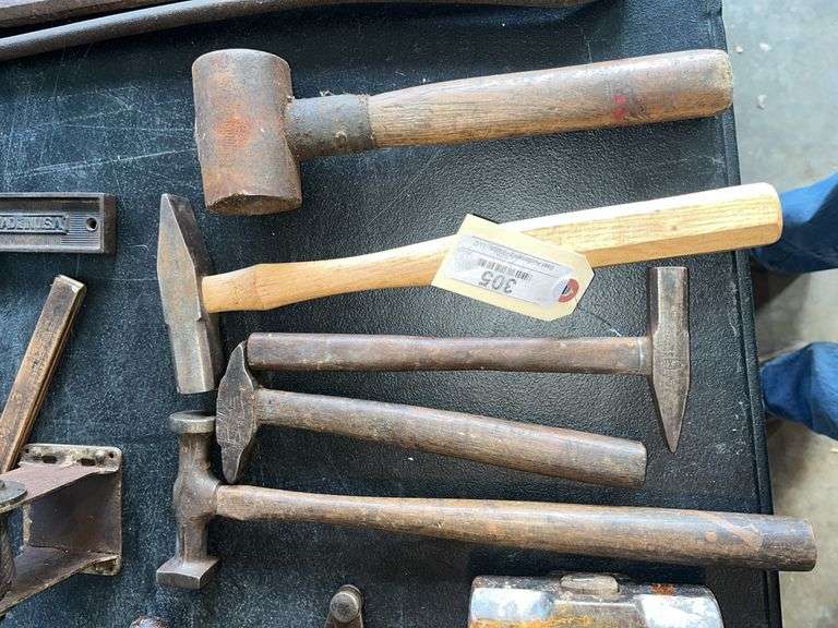 Assorted Mallets, Hammers - Baer Auctioneers - Realty, LLC