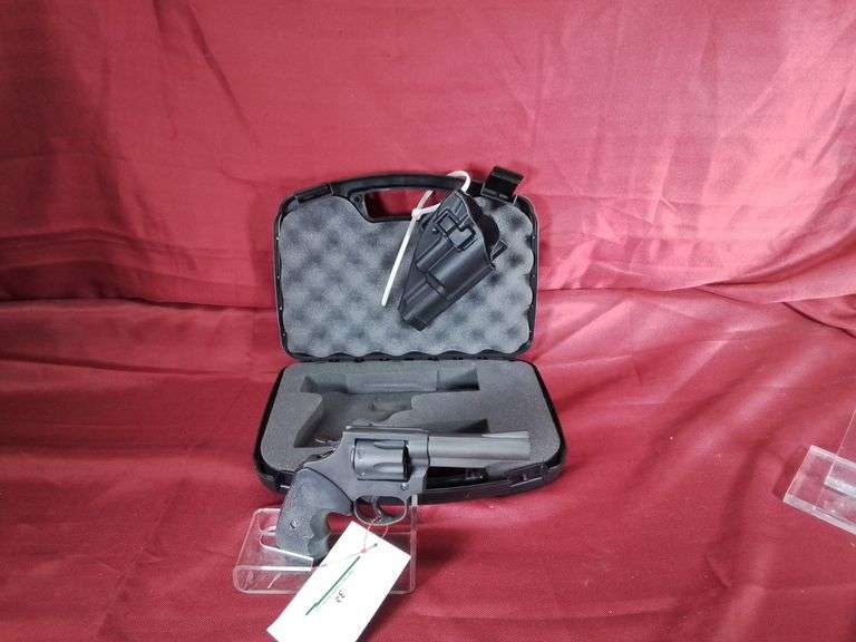 Armscor M200 38 Spl. Revolver - Baer Auctioneers - Realty, LLC