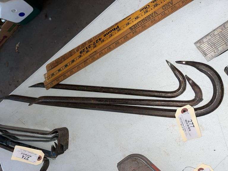 3 Crow Bars - Baer Auctioneers - Realty, LLC