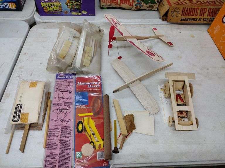 Balsa Wood Glider Set & Car - Baer Auctioneers - Realty, LLC
