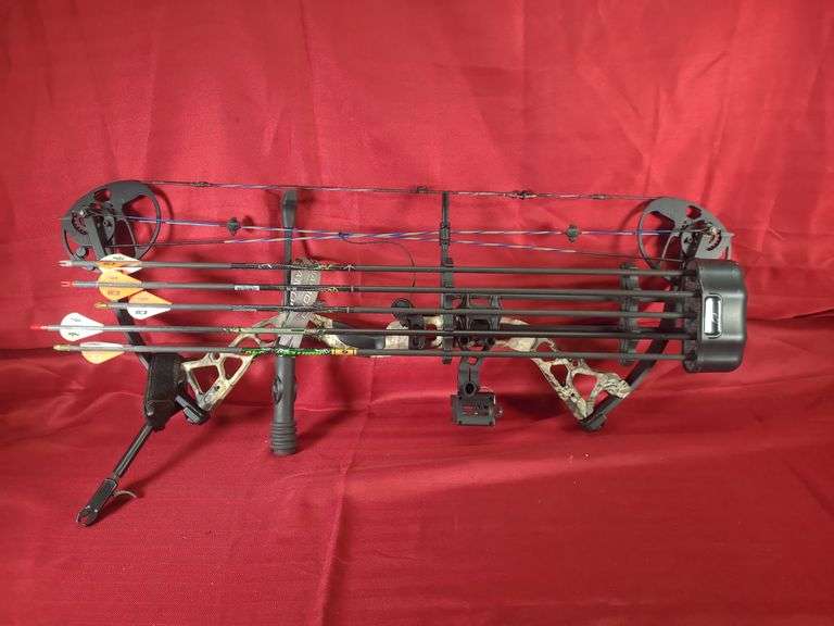 Bowtech Infinite Edge Pro Compound Bow - Baer Auctioneers - Realty, LLC