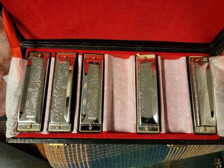 5 Soul Man Harmonicas And Case - Baer Auctioneers - Realty, LLC