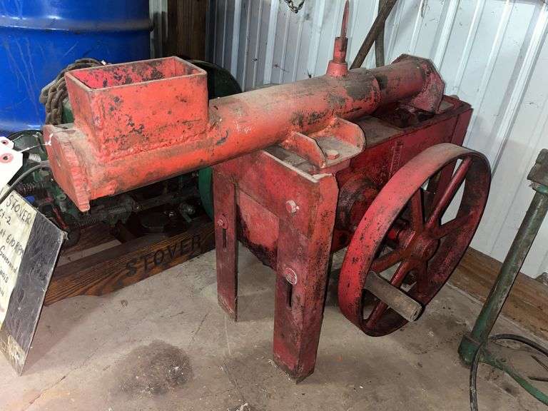 Homemade Can Press - Baer Auctioneers - Realty, LLC