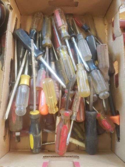 Box Of Screwdrivers - Baer Auctioneers - Realty, LLC