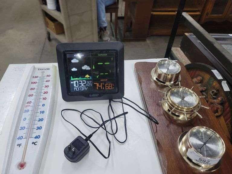 Temperature & Barometer Wall Display Springfield Instrument, Digital ...