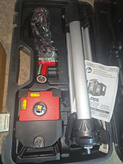 Skil Laser Level Kit with Tripod - Baer Auctioneers - Realty, LLC