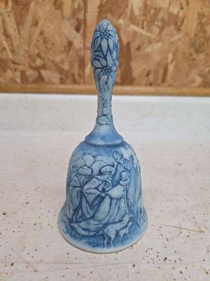 Vintage Fenton Nativity Blue Bell Signed - Baer Auctioneers - Realty, LLC