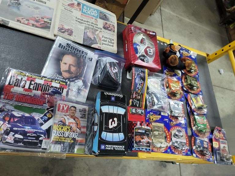 2001 Dale Earnheart Death Newspapers, Magazines, Nascar Winner Circle ...