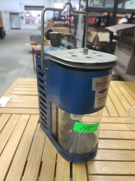 Vintage Bernz-O-Matic Dual Beam Lantern, Untested - Baer Auctioneers ...