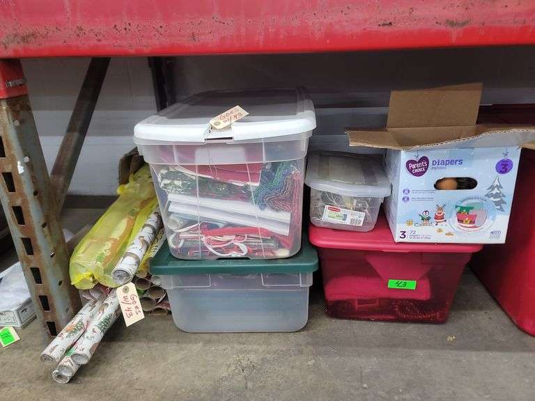 4 Totes , 1 Box , Wrapping Paper, Bags, Table Cloths, Place Mats , Tree ...