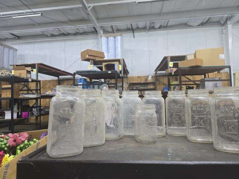 Vintage Square Atlas and Knox Mason Jars (Qty 9) - Baer Auctioneers ...