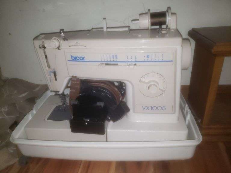 Bicor VX1005 Sewing Machine, Cover, And Sewing Kit - Baer Auctioneers ...