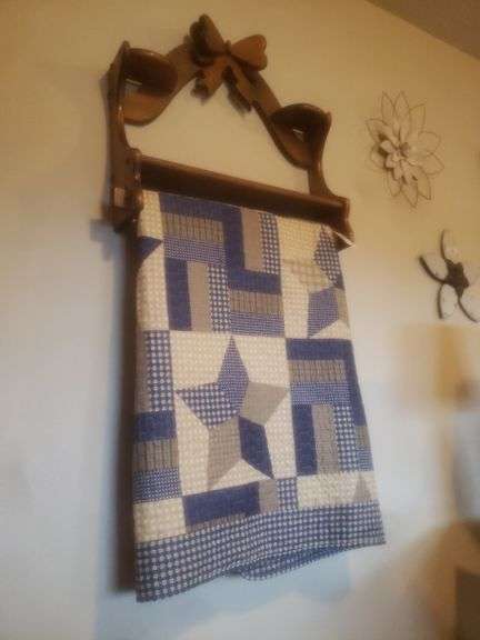 Wooden Wall Quilt Rack And Quilt - Baer Auctioneers - Realty, LLC