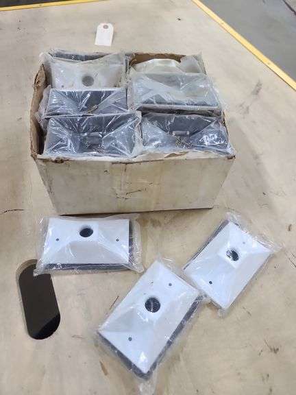Case of NIP Single-Hole Fixture/Fittings - Baer Auctioneers - Realty, LLC
