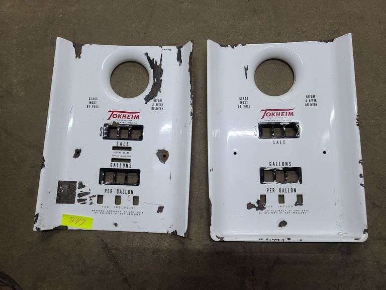 YQP Tokheim Gas Pump Covers - Baer Auctioneers - Realty, LLC