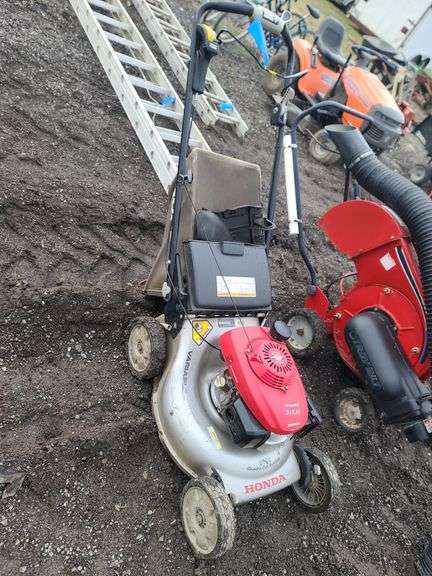 Honda Quadra Cut Push Mower - Baer Auctioneers - Realty, LLC