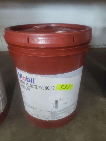 Bucket Of Mobil Velocite Oil No. 10 Spindle Oil (Unopened) - Baer ...