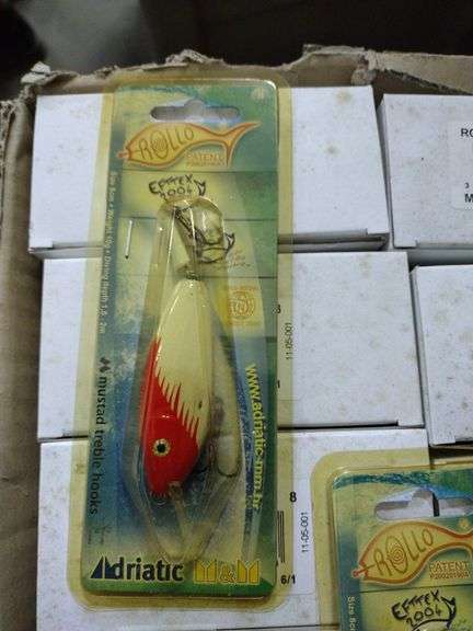 Approx 120 Assorted Rollo Minnow Lures: 60 Minnow, 42 Red Head & 18 ...