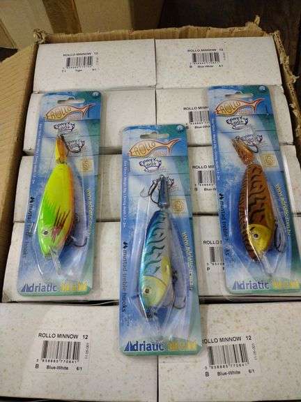 Approx 120 Assorted Rollo Minnow Lures: 18 Tiger, 60 Perch & 42 Blue ...