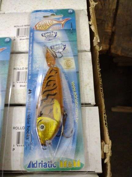 Approx 120 Assorted Rollo Minnow Lures: 18 Tiger, 60 Perch & 42 Blue ...