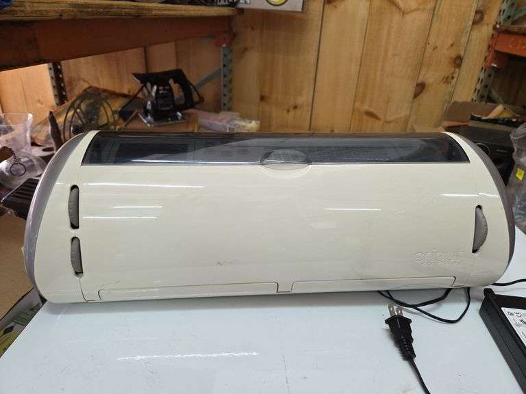 Cricket Cutter - Baer Auctioneers - Realty, LLC