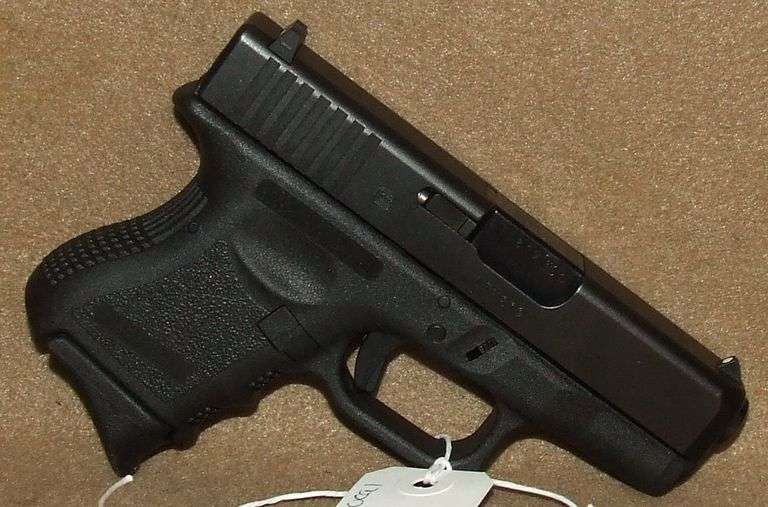 Glock 27 40 S&W Pistol - Baer Auctioneers - Realty, LLC