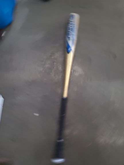 Z Core Titanium Bat - Baer Auctioneers - Realty, LLC
