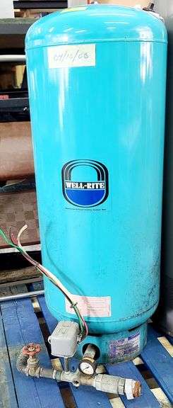 Well-Rite Water Pressure Tank, Approx. 30 Gallon, Untested - Baer ...