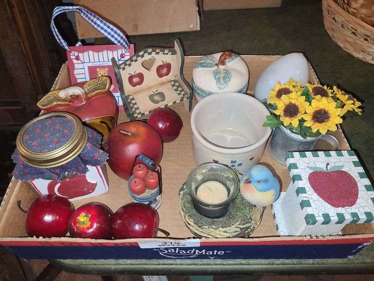 Apple Decor - Baer Auctioneers - Realty, LLC