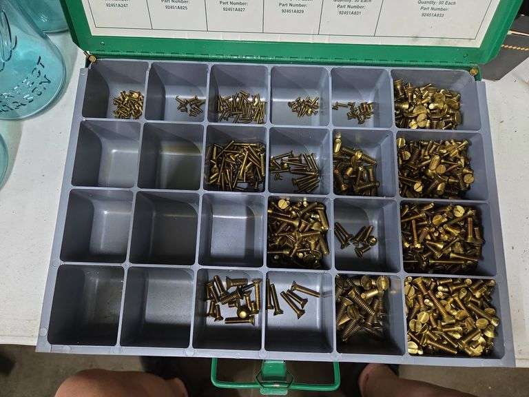 Metal Container W/ Assorted Size Screws - Baer Auctioneers - Realty, LLC