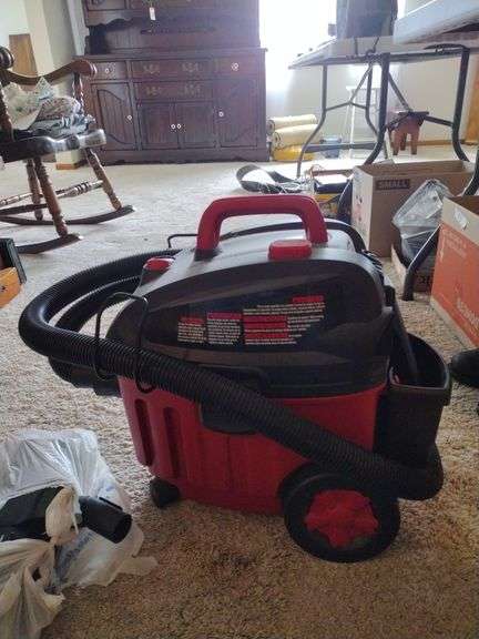 Craftsman 4 Gallon Shop Vac on Wheels With Attachments - Baer ...