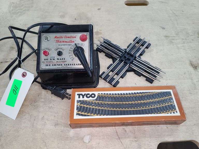 Lionel Transformer, Cross Track, HO Scale Curved Track - Baer ...